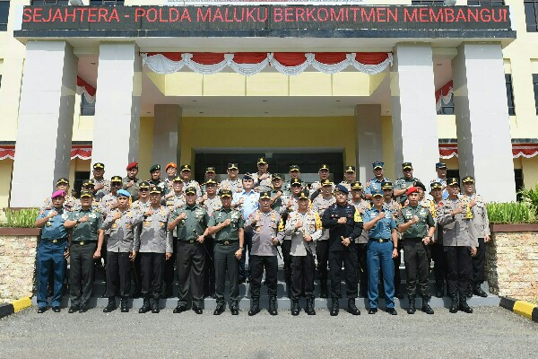 TRIBRATA – Kunjungan Kerja ke Maluku, Kapolri dan Panglima TNI Resmikan Mapolda dan Plaza ...